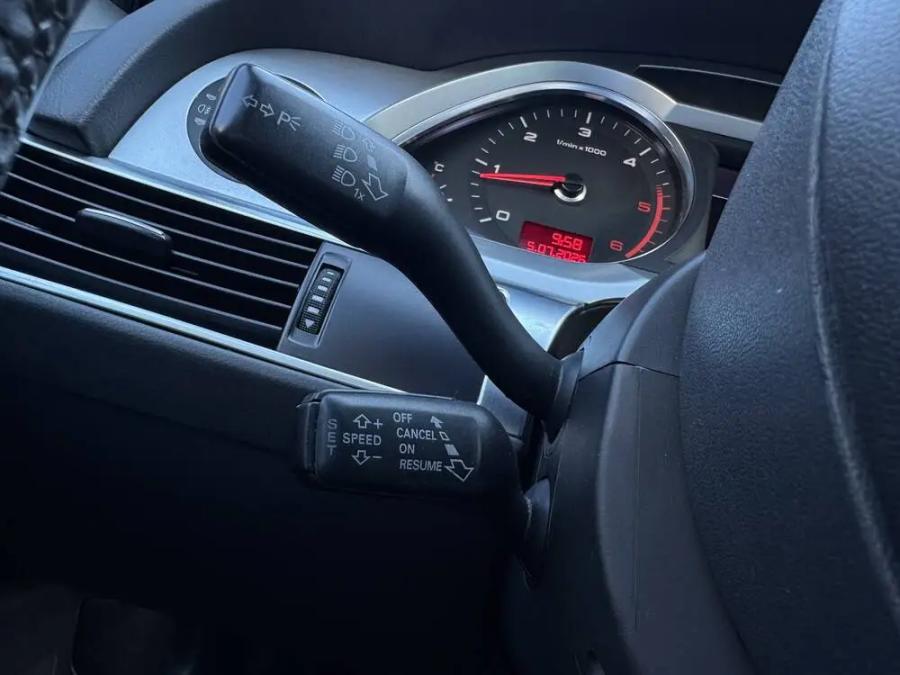 Black Audi A6 2009 in Riga, with an engine capacity of 3.00 L and mileage of 325 thousand km for 5990 €, photo 28 on AUTOMOTO.COM.LV