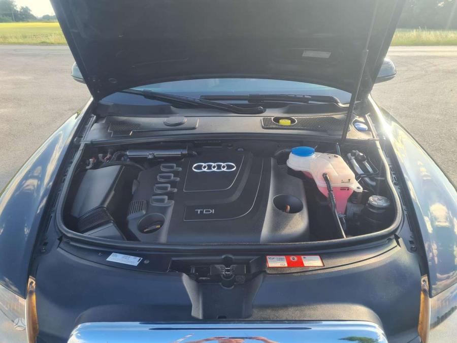 Melns Audi A6 2009 Kauņa, ar dzinēja tilpumu 1.97 L un nobraukumu 294 tūkst. km par 4700 €, foto 15 vietnē AUTOMOTO.COM.LV