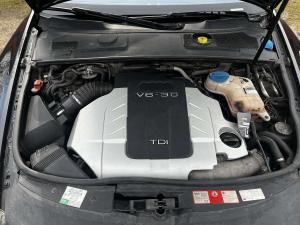 Melns Audi A6 2009 Viļņa, ar dzinēja tilpumu 2.97 L un nobraukumu 515 tūkst. km par 5000 €, foto 19 vietnē AUTOMOTO.COM.LV