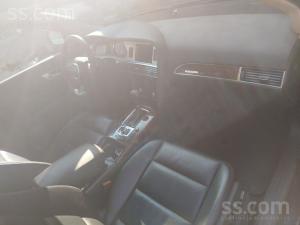 Black Audi A6 2009 in Riga, with an engine capacity of 3.00 L and mileage of 400 thousand km for 2900 €, photo 4 on AUTOMOTO.COM.LV