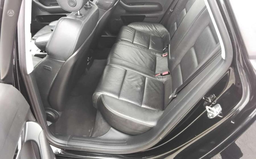 Black Audi A6 2009 in Marijampole, with an engine capacity of 2.70 L and mileage of 240 thousand km for 3800 €, photo 11 on AUTOMOTO.COM.LV