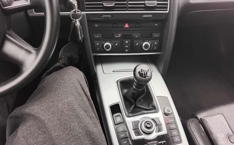 Black Audi A6 2009 in Marijampole, with an engine capacity of 2.70 L and mileage of 240 thousand km for 3800 €, photo 16 on AUTOMOTO.COM.LV
