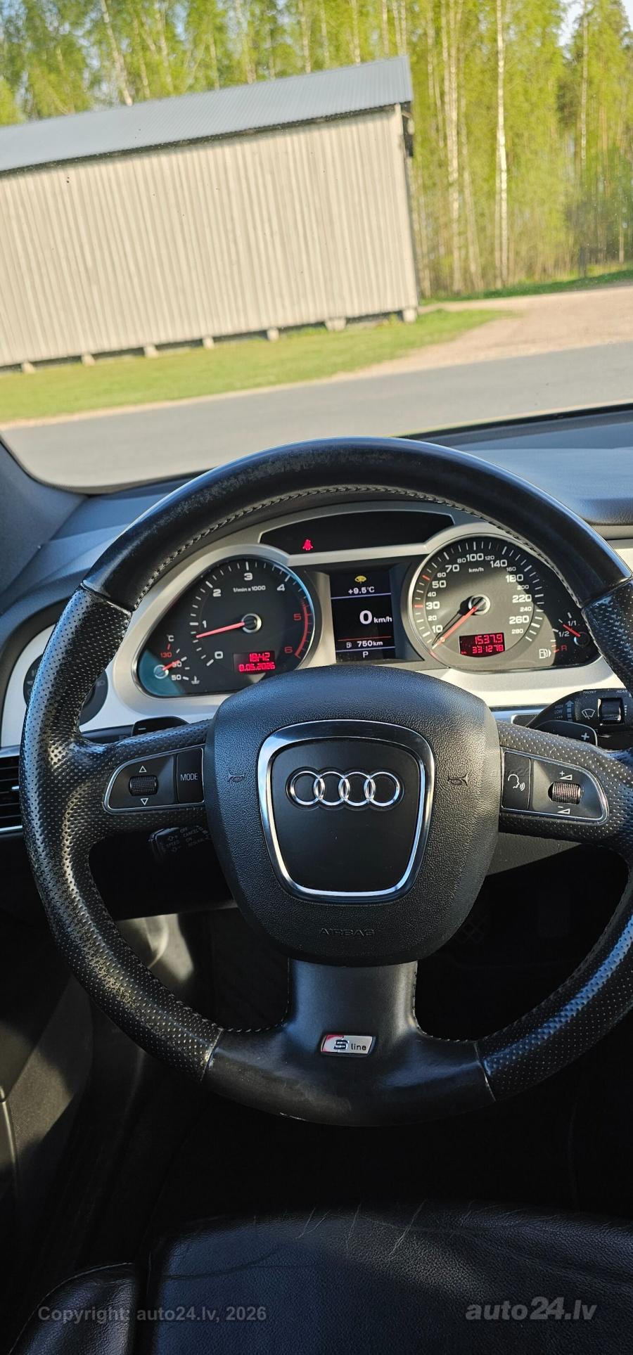 Melns Audi A6 2010 Tallina, ar dzinēja tilpumu 3.00 L un nobraukumu 331 tūkst. km par 7400 €, foto 12 vietnē AUTOMOTO.COM.LV