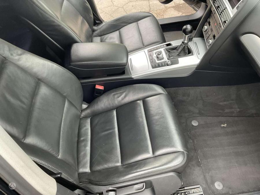 Black Audi A6 2010 in Pasvalys, with an engine capacity of 1.97 L and mileage of 310 thousand km for 4600 €, photo 13 on AUTOMOTO.COM.LV