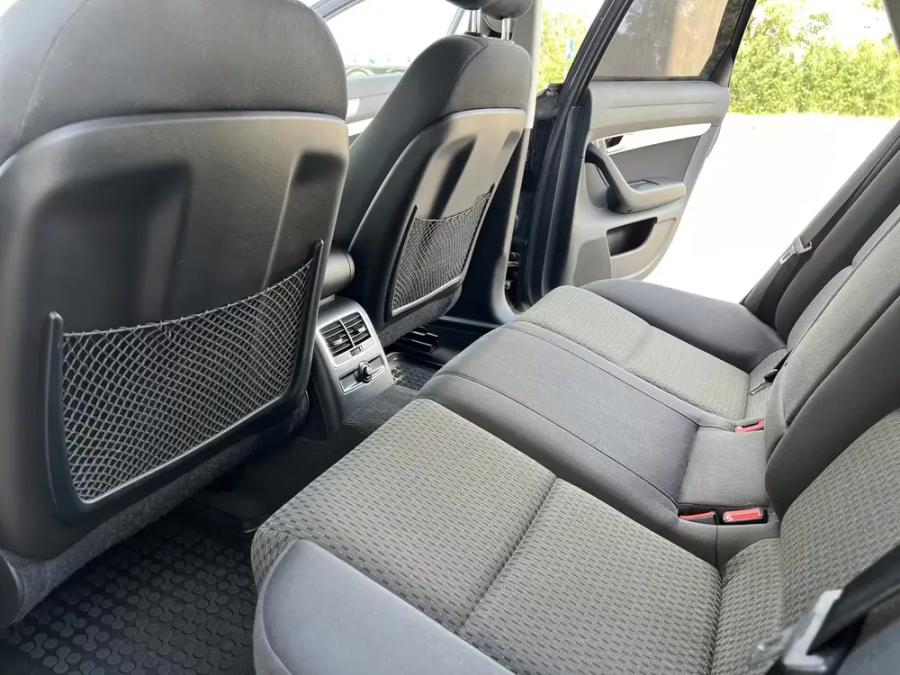 Melns Audi A6 2010 Jēkabpils, ar dzinēja tilpumu 2.00 L un nobraukumu 208 tūkst. km par 4950 €, foto 15 vietnē AUTOMOTO.COM.LV