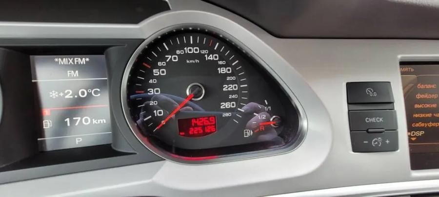 Black Audi A6 2010 in Riga, with an engine capacity of 3.00 L and mileage of 225 thousand km for 8900 €, photo 23 on AUTOMOTO.COM.LV