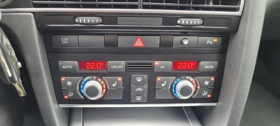 Black Audi A6 2010 in Riga, with an engine capacity of 3.00 L and mileage of 225 thousand km for 8900 €, photo 24 on AUTOMOTO.COM.LV