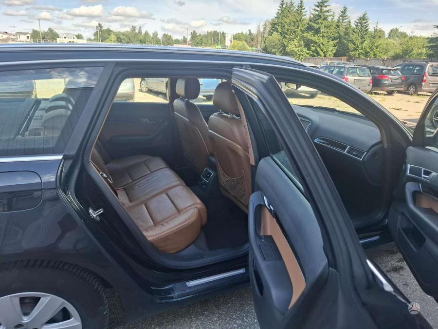 Black Audi A6 2010 in Utena, with an engine capacity of 2.70 L and mileage of 330 thousand km for 3700 €, photo 17 on AUTOMOTO.COM.LV