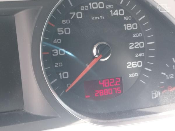 Black Audi A6 2010 in Druskininkai, with an engine capacity of 2.70 L and mileage of 288 thousand km for 4350 €, photo 9 on AUTOMOTO.COM.LV