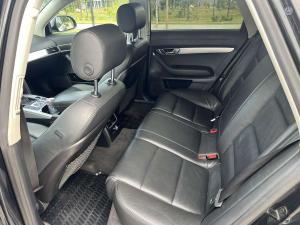 Melns Audi A6 2010 Viļņa, ar dzinēja tilpumu 1.97 L un nobraukumu 298 tūkst. km par 5500 €, foto 13 vietnē AUTOMOTO.COM.LV