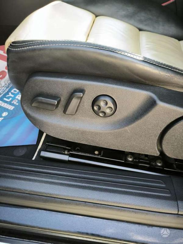 Black Audi A6 2010 in Vilnius, with an engine capacity of 2.97 L and mileage of 358 thousand km for 6500 €, photo 10 on AUTOMOTO.COM.LV