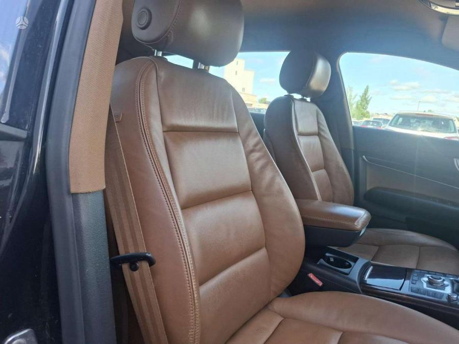Black Audi A6 2010 in Utena, with an engine capacity of 2.70 L and mileage of 326 thousand km for 3850 €, photo 12 on AUTOMOTO.COM.LV