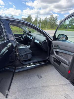 Black Audi A6 2010 in Siauliai, with an engine capacity of 3.00 L and mileage of 295 thousand km for 6650 €, photo 13 on AUTOMOTO.COM.LV
