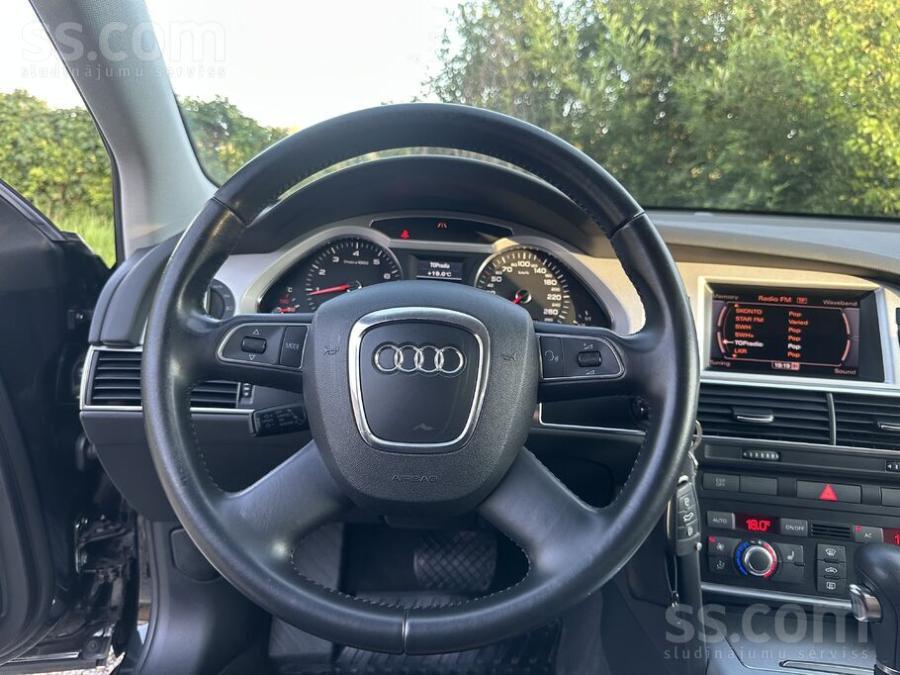 Black Audi A6 2010 in Tukums, with an engine capacity of 2.00 L and mileage of 225 thousand km for 5990 €, photo 32 on AUTOMOTO.COM.LV