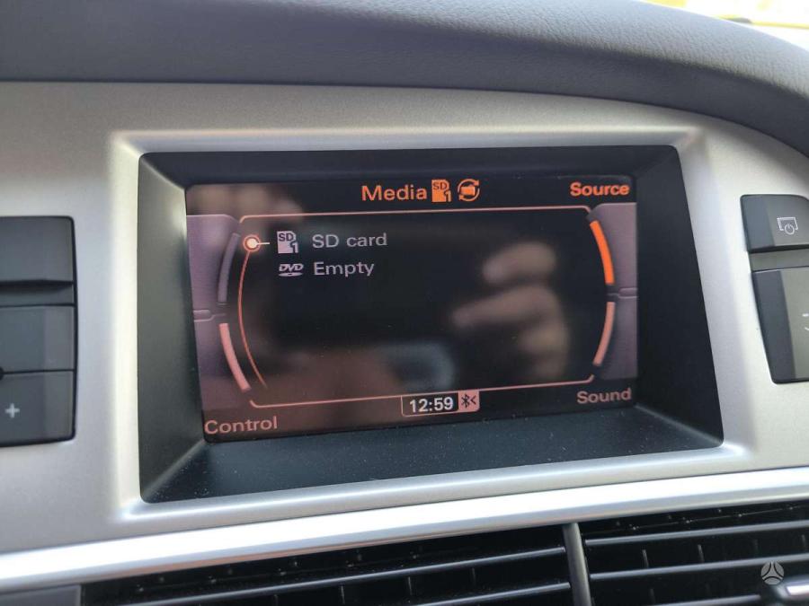 Black Audi A6 2010 in Vilnius, with an engine capacity of 2.70 L and mileage of 326 thousand km for 5600 €, photo 25 on AUTOMOTO.COM.LV