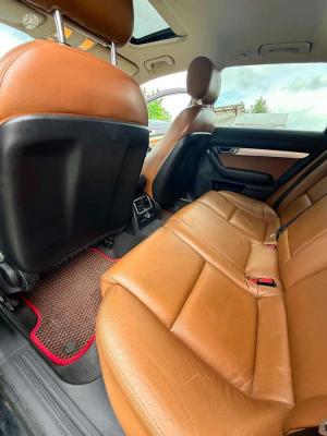 Black Audi A6 2010 in Plunge, with an engine capacity of 1.98 L and mileage of 416 thousand km for 4000 €, photo 15 on AUTOMOTO.COM.LV