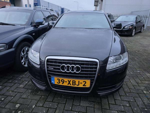 Black Audi A6 2011 in Vilnius, with an engine capacity of 2.97 L and mileage of 362 thousand km for 6500 €, photo 1 on AUTOMOTO.COM.LV