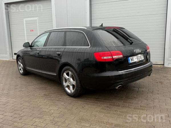 Black Audi A6 2011 in Riga, with an engine capacity of 2.70 L and mileage of 292 thousand km for 4600 €, photo 4 on AUTOMOTO.COM.LV