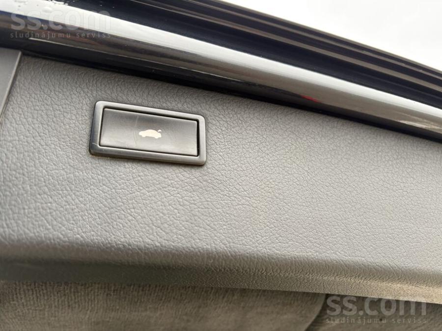 Black Audi A6 2011 in Riga, with an engine capacity of 3.00 L and mileage of 306 thousand km for 7700 €, photo 7 on AUTOMOTO.COM.LV