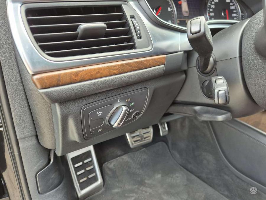 Black Audi A6 2011 in Marijampole, with an engine capacity of 2.97 L and mileage of 267 thousand km for 12500 €, photo 15 on AUTOMOTO.COM.LV