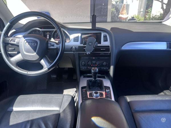 Black Audi A6 2011 in Vilnius, with an engine capacity of 2.70 L and mileage of 271 thousand km for 5850 €, photo 10 on AUTOMOTO.COM.LV