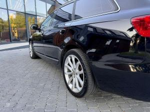 Black Audi A6 2011 in Vilnius, with an engine capacity of 2.00 L and mileage of 290 thousand km for 5900 €, photo 13 on AUTOMOTO.COM.LV