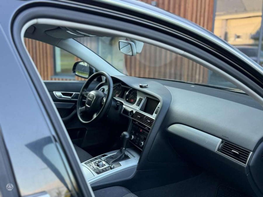 Black Audi A6 2011 in Vilnius, with an engine capacity of 2.00 L and mileage of 290 thousand km for 5900 €, photo 16 on AUTOMOTO.COM.LV