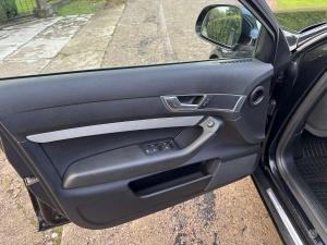 Black Audi A6 2011 in Kaunas, with an engine capacity of 2.97 L and mileage of 276 thousand km for 5700 €, photo 12 on AUTOMOTO.COM.LV