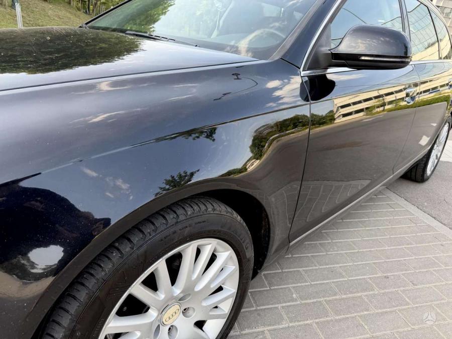 Melns Audi A6 2011 Viļņa, ar dzinēja tilpumu 2.00 L un nobraukumu 284 tūkst. km par 5900 €, foto 13 vietnē AUTOMOTO.COM.LV