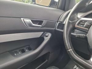 Black Audi A6 2011 in Silute, with an engine capacity of 2.97 L and mileage of 345 thousand km for 5900 €, photo 17 on AUTOMOTO.COM.LV