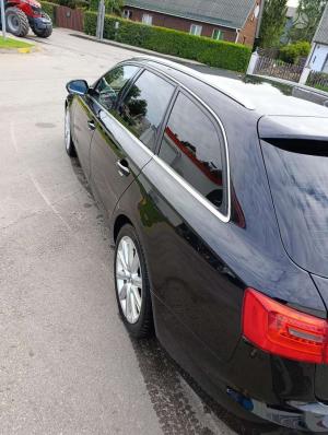 Black Audi A6 2011 in Pasvalys, with an engine capacity of 2.97 L and mileage of 381 thousand km for 11000 €, photo 5 on AUTOMOTO.COM.LV