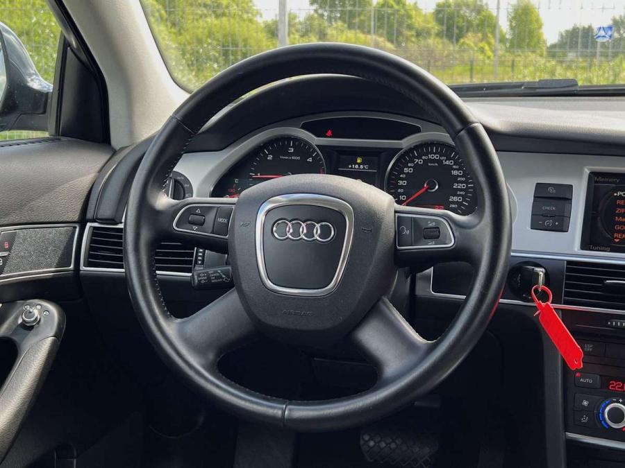 Black Audi A6 2011 in Taurage, with an engine capacity of 1.97 L and mileage of 295 thousand km for 5350 €, photo 17 on AUTOMOTO.COM.LV