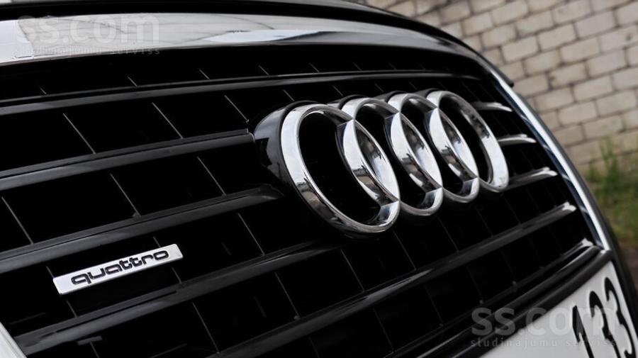 Black Audi A6 2011 in Riga, with an engine capacity of 3.00 L and mileage of 455 thousand km for 6250 €, photo 5 on AUTOMOTO.COM.LV