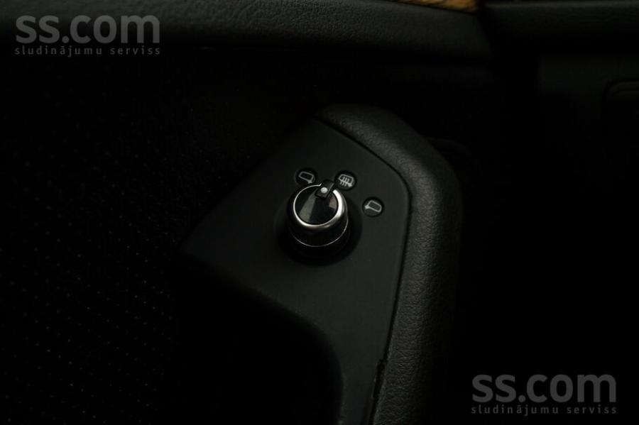 Black Audi A6 2011 in Jelgava, with an engine capacity of 3.00 L and mileage of 425 thousand km for 7990 €, photo 22 on AUTOMOTO.COM.LV