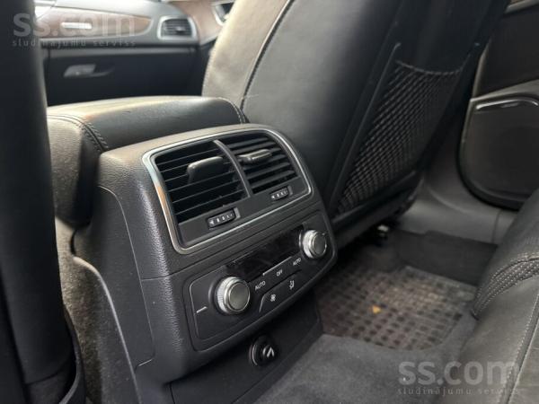 Melns Audi A6 2011 Cēsis, ar dzinēja tilpumu 3.00 L un nobraukumu 265 tūkst. km par 10700 €, foto 10 vietnē AUTOMOTO.COM.LV