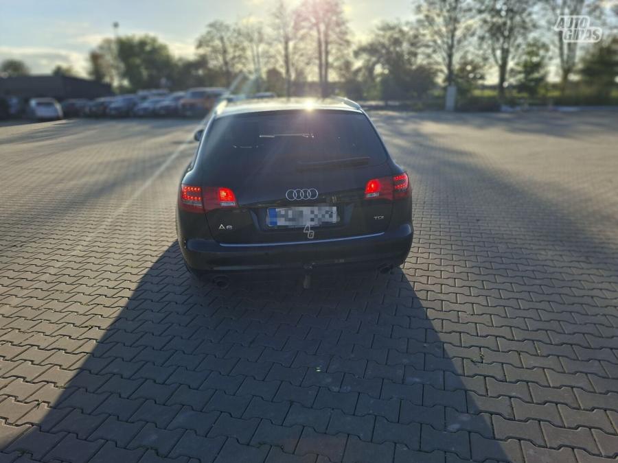 Black Audi A6 2011 in Kaunas, with an engine capacity of 2.00 L and mileage of 286 thousand km for 4750 €, photo 13 on AUTOMOTO.COM.LV