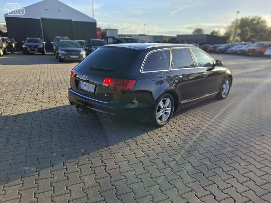 Black Audi A6 2011 in Kaunas, with an engine capacity of 2.00 L and mileage of 286 thousand km for 4750 €, photo 30 on AUTOMOTO.COM.LV