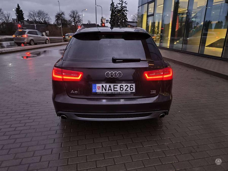 Black Audi A6 2012 in Utena, with an engine capacity of 2.97 L and mileage of 325 thousand km for 12750 €, photo 16 on AUTOMOTO.COM.LV