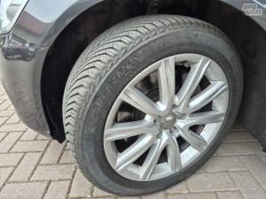 Black Audi A6 2012 in Vilnius, with an engine capacity of 3.00 L and mileage of 191 thousand km for 9999 €, photo 22 on AUTOMOTO.COM.LV