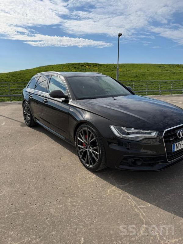 Black Audi A6 2012 in Riga, with an engine capacity of 3.00 L and mileage of 295 thousand km for 15900 €, photo 3 on AUTOMOTO.COM.LV