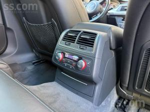 Black Audi A6 2012 in Riga, with an engine capacity of 3.00 L and mileage of 314 thousand km for 10600 €, photo 13 on AUTOMOTO.COM.LV