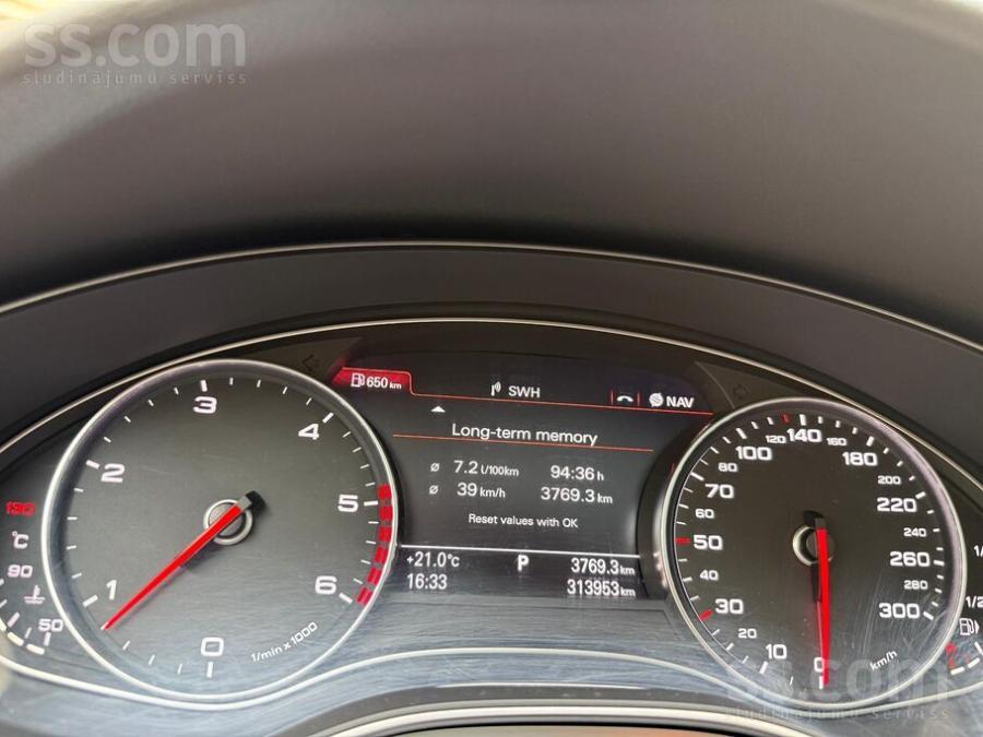Black Audi A6 2012 in Riga, with an engine capacity of 3.00 L and mileage of 314 thousand km for 10600 €, photo 15 on AUTOMOTO.COM.LV
