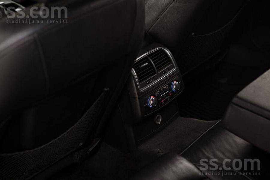 Black Audi A6 2012 in Dobele, with an engine capacity of 3.00 L and mileage of 249 thousand km for 8500 €, photo 11 on AUTOMOTO.COM.LV