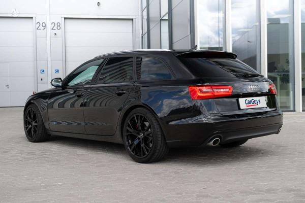 Black Audi A6 2012 in Vilnius, with an engine capacity of 2.97 L and mileage of 301 thousand km for 11950 €, photo 3 on AUTOMOTO.COM.LV