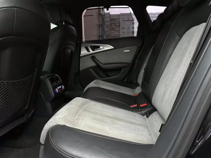 Black Audi A6 2012 in Riga, with an engine capacity of 3.00 L and mileage of 276 thousand km for 9990 €, photo 17 on AUTOMOTO.COM.LV