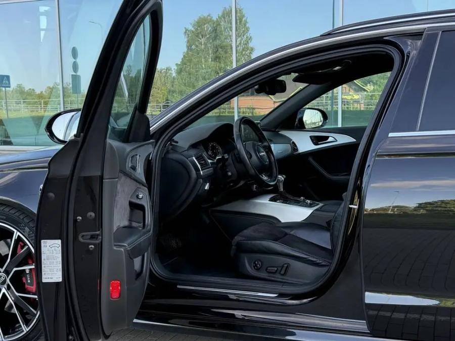 Black Audi A6 2012 in Rezekne, with an engine capacity of 3.00 L and mileage of 248 thousand km for 13990 €, photo 14 on AUTOMOTO.COM.LV