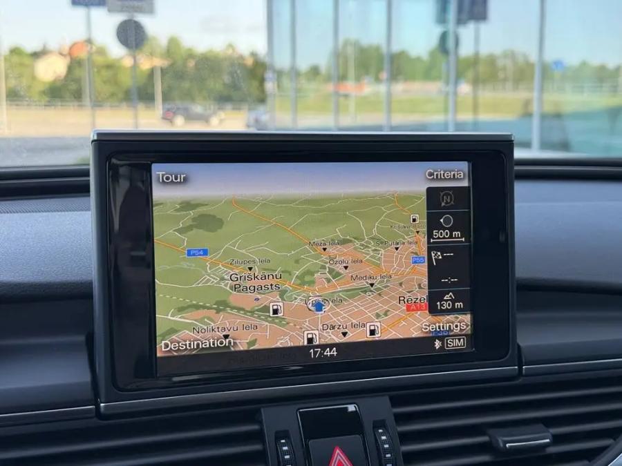 Black Audi A6 2012 in Rezekne, with an engine capacity of 3.00 L and mileage of 248 thousand km for 13990 €, photo 29 on AUTOMOTO.COM.LV