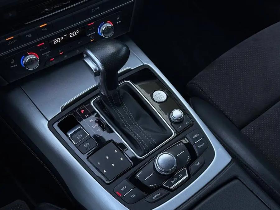 Black Audi A6 2012 in Rezekne, with an engine capacity of 3.00 L and mileage of 248 thousand km for 13990 €, photo 30 on AUTOMOTO.COM.LV