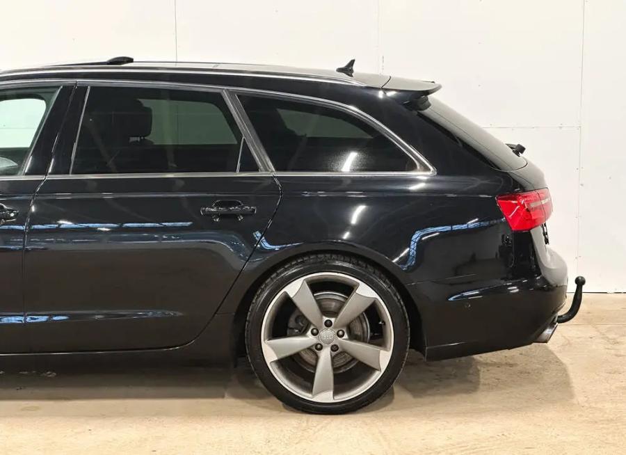 Black Audi A6 2012 in Jurmala, with an engine capacity of 3.00 L and mileage of 331 thousand km for 11995 €, photo 14 on AUTOMOTO.COM.LV