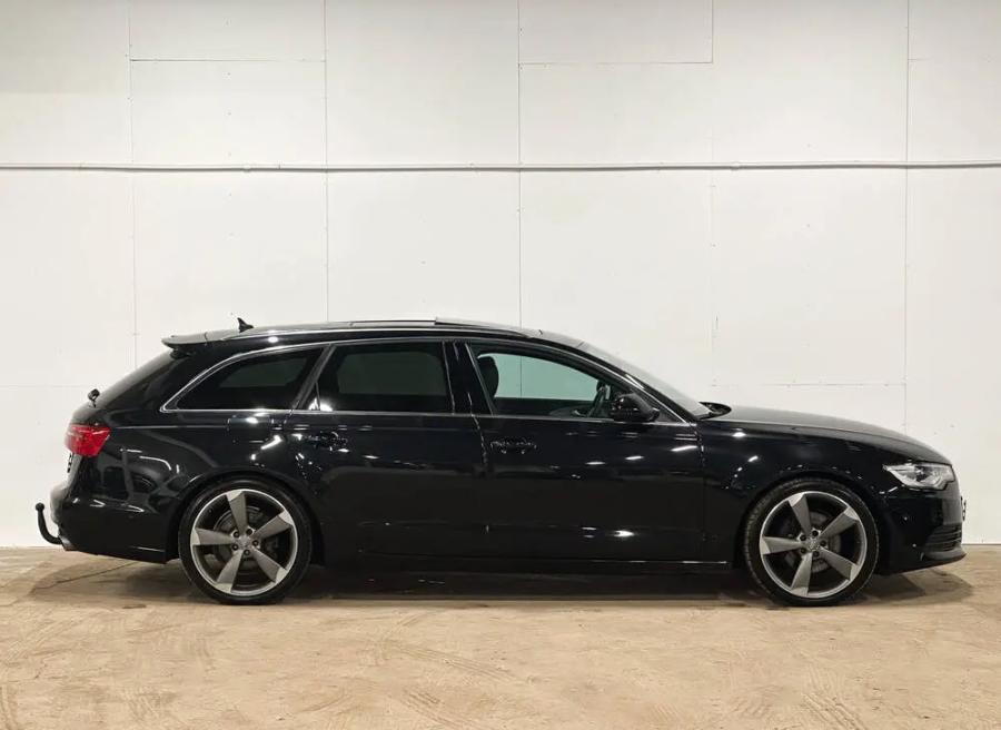 Black Audi A6 2012 in Jurmala, with an engine capacity of 3.00 L and mileage of 331 thousand km for 11995 €, photo 15 on AUTOMOTO.COM.LV